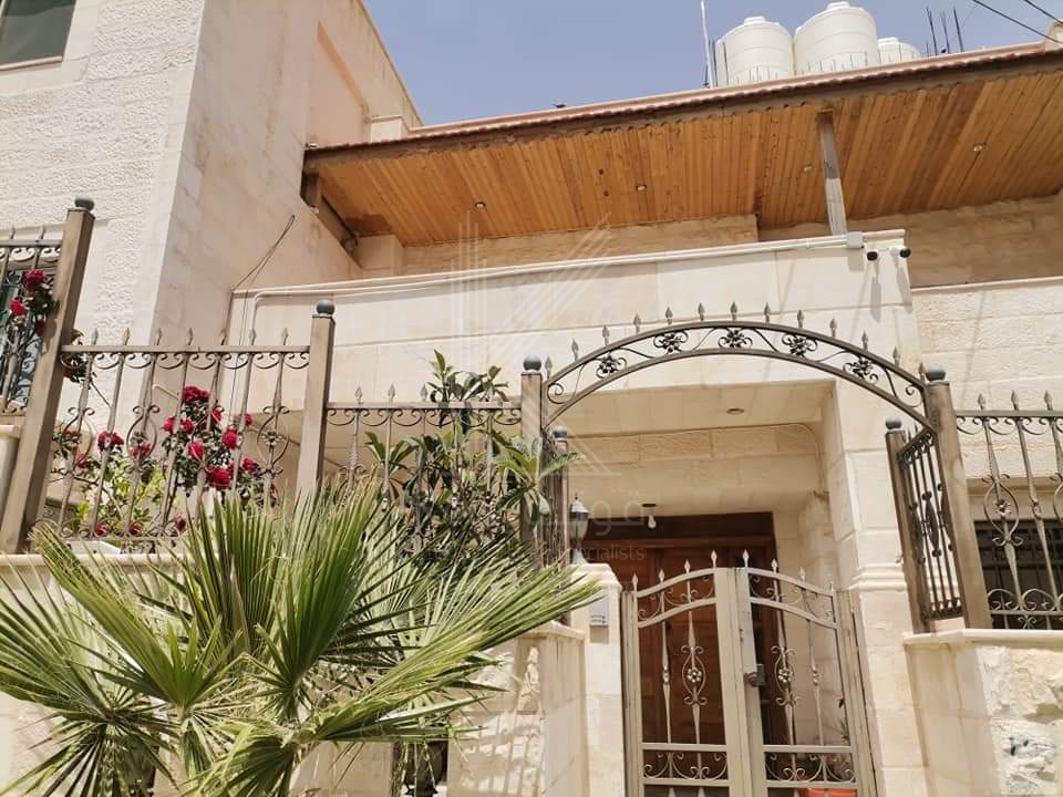 Luxury Villa for Sale in Tabarbour /Al Shahid Al Janobi - Konya Real Estate